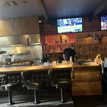 THE MULE BAR - Updated September 2025 - 26 Photos & 24 Reviews - 4915 ...