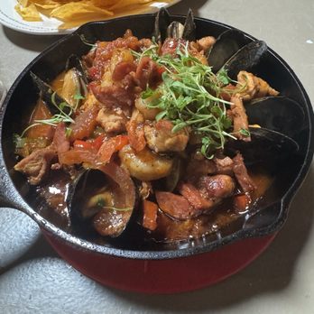 MOJAVE - Updated January 2026 - 1251 Photos & 696 Reviews - 6450 Powers ...