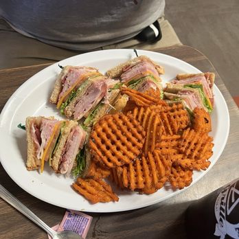 RANCH HOUSE GRILLE - Updated January 2025 - 423 Photos & Average of 3.8 ...