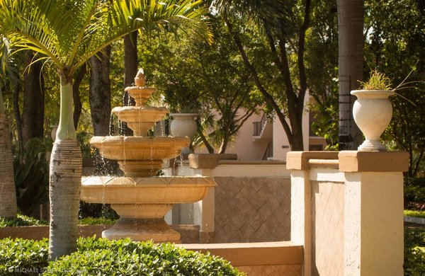 JACARANDA VILLAGE APARTMENTS - Updated January 2026 - 30 Photos - 461 ...