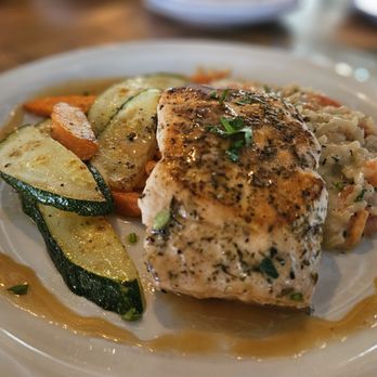 SKYLINE KITCHEN & VINE - Updated April 2025 - 773 Photos & 452 Reviews ...