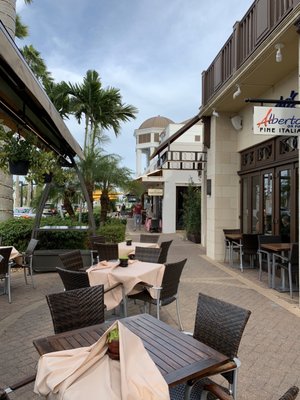 ALBERTO’S ON FIFTH - 183 Photos & 226 Reviews - 868 5th Ave S, Naples ...