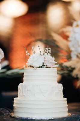 TINY PYRAMID - Updated October 2025 - 3527 Photos & 515 Reviews - 560 N ...