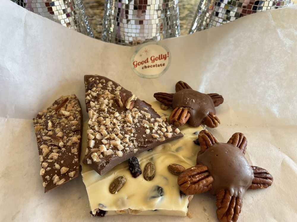 GOOD GOLLY CHOCOLATE - Updated December 2025 - 211 S Central Blvd, Red ...