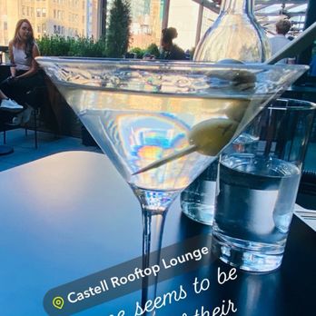 CASTELL ROOFTOP LOUNGE - Updated June 2024 - 528 Photos & 274 Reviews ...