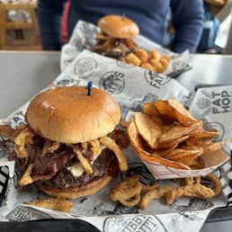 FLIPPIN’ COW - Updated December 2025 - 285 Photos & 410 Reviews - 51330 ...