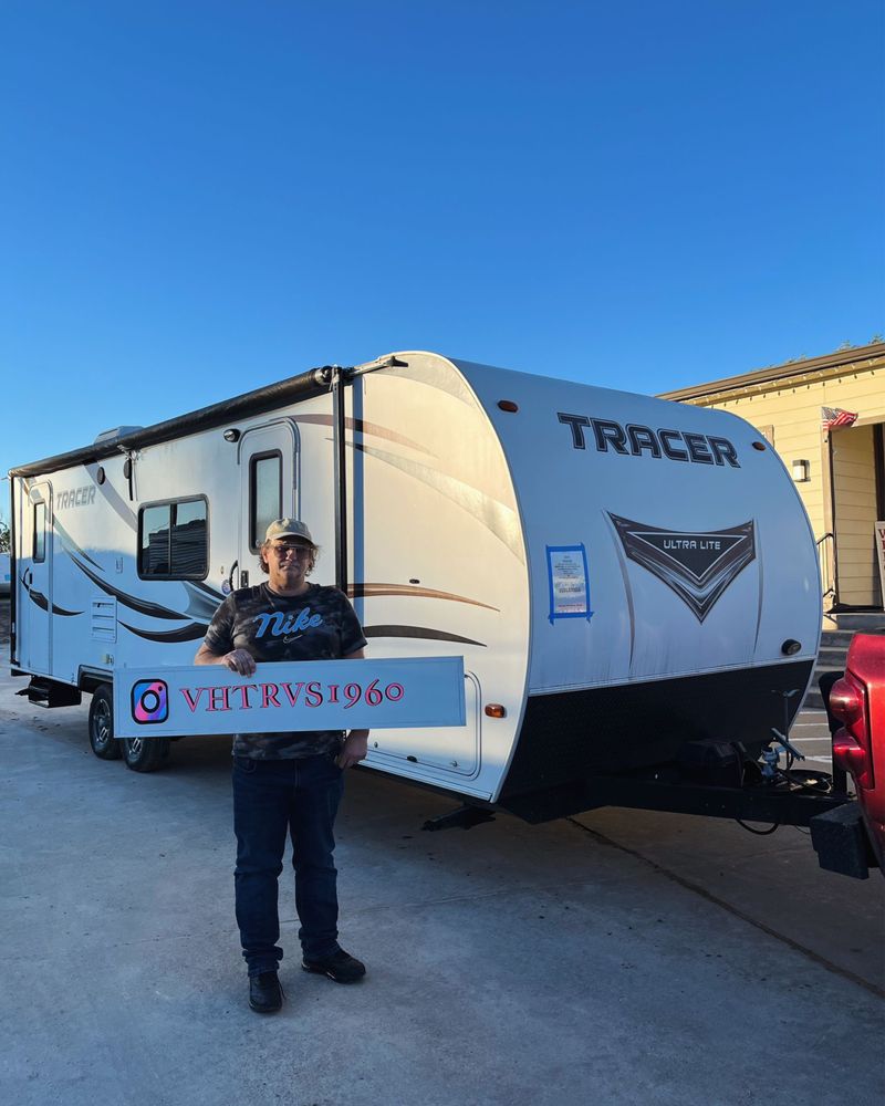 VHT CARS AND CAMPERS - Updated December 2025 - 11 Photos - 5547 Fm 1960 ...