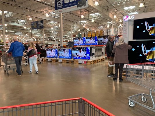COSTCO - Updated December 2025 - 143 Photos & 110 Reviews - 1500 ...