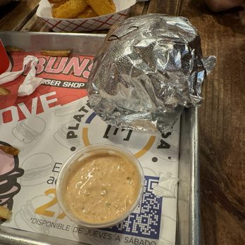 BUNS BURGER SHOP - Updated March 2025 - 312 Photos & 436 Reviews - Av ...