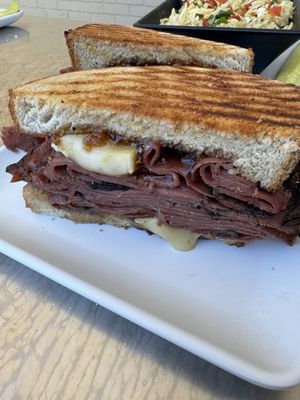 BREAKAWAY BISTRO - Updated December 2025 - 12 Photos & 17 Reviews - 195 ...