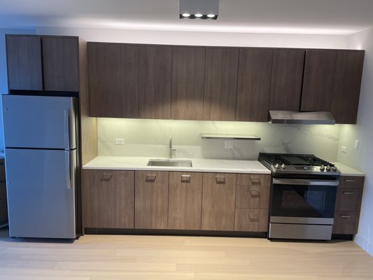 PARAGON BUILDING - Updated July 2025 - 10 Photos - 113 Bevy Ct ...