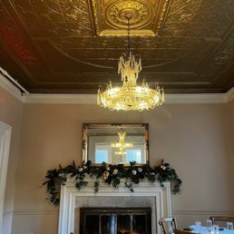 AUGUST THE MANSION - Updated July 2025 - 72 Photos & 23 Reviews - 1680 ...