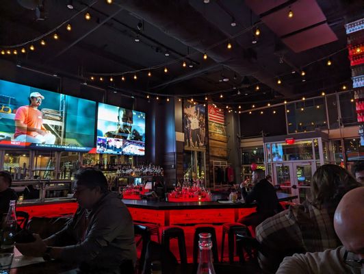 URBAN MEYER’S PINT HOUSE - Updated March 2025 - 414 Photos & 402 ...