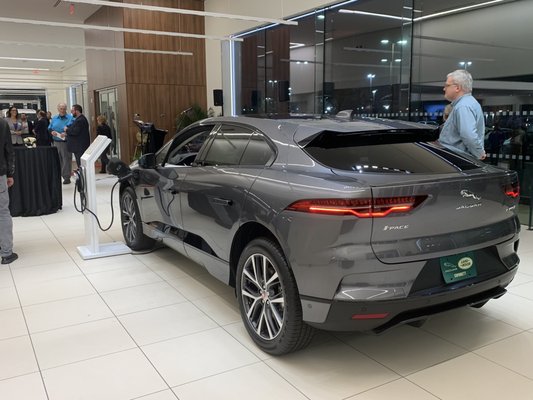 HENNESSY LAND ROVER GWINNETT - Updated December 2025 - 23 Photos & 59 ...