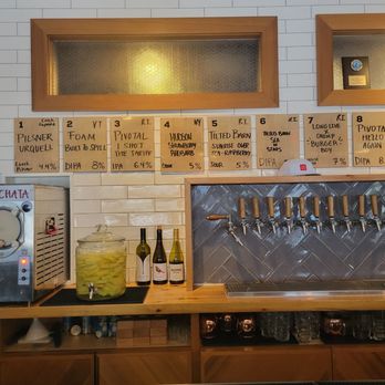 CHOMP KITCHEN AND DRINKS - Updated October 2025 - 363 Photos & 263 ...