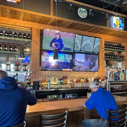 FIELDHOUSE PIZZA & PUB - Updated March 2026 - 65 Photos & 154 Reviews ...