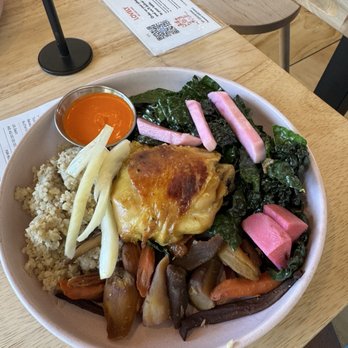 LOVELY - Updated December 2025 - 142 Photos & 126 Reviews - 111 Main St ...