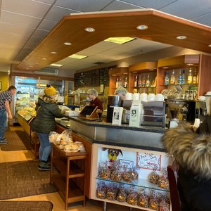 HANS’ BAKERY - 109 Photos & 124 Reviews - 1423 5th Ave, Anoka ...