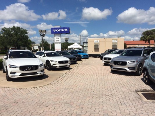 THE VOLVO STORE - Updated October 2025 - 28 Photos & 80 Reviews - 1051 ...