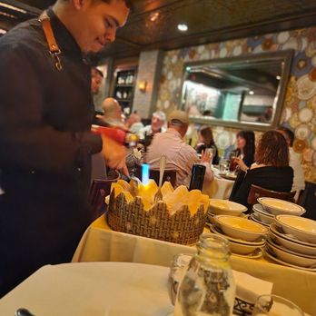 CAFE 2825 - Updated August 2025 - 863 Photos & 629 Reviews - 2825 ...