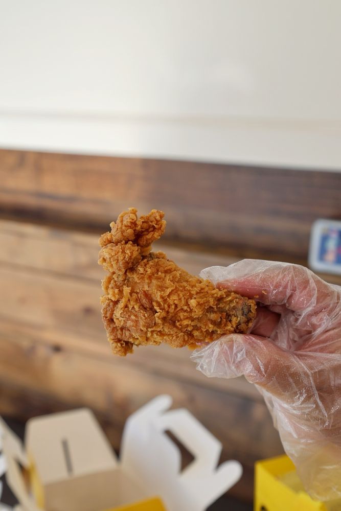 HEY CHICKEN - Updated December 2025 - 404 Photos & 101 Reviews - 400 E ...