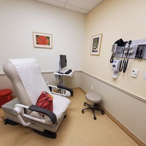 STRAUB MEDICAL CENTER - KAHALA CLINIC & URGENT CARE - Updated July 2024 ...