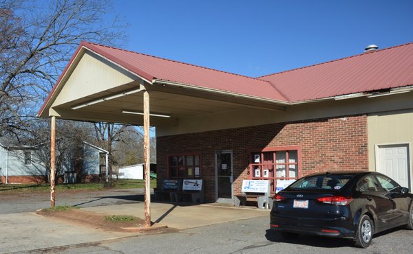 CAT SQUARE FAMILY RESTAURANT - Updated October 2025 - 26 Photos & 21 ...