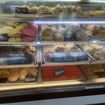 YOLANDA’S BAKERY - Updated January 2026 - 40 Photos & 51 Reviews ...