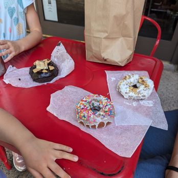 ASTRO DOUGHNUTS & FRIED CHICKEN - Updated January 2025 - 1867 Photos ...