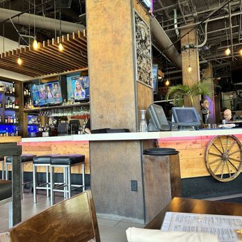 HAWG HEAVEN BBQ & GASTRO PUB - Updated March 2025 - 209 Photos & 127 ...