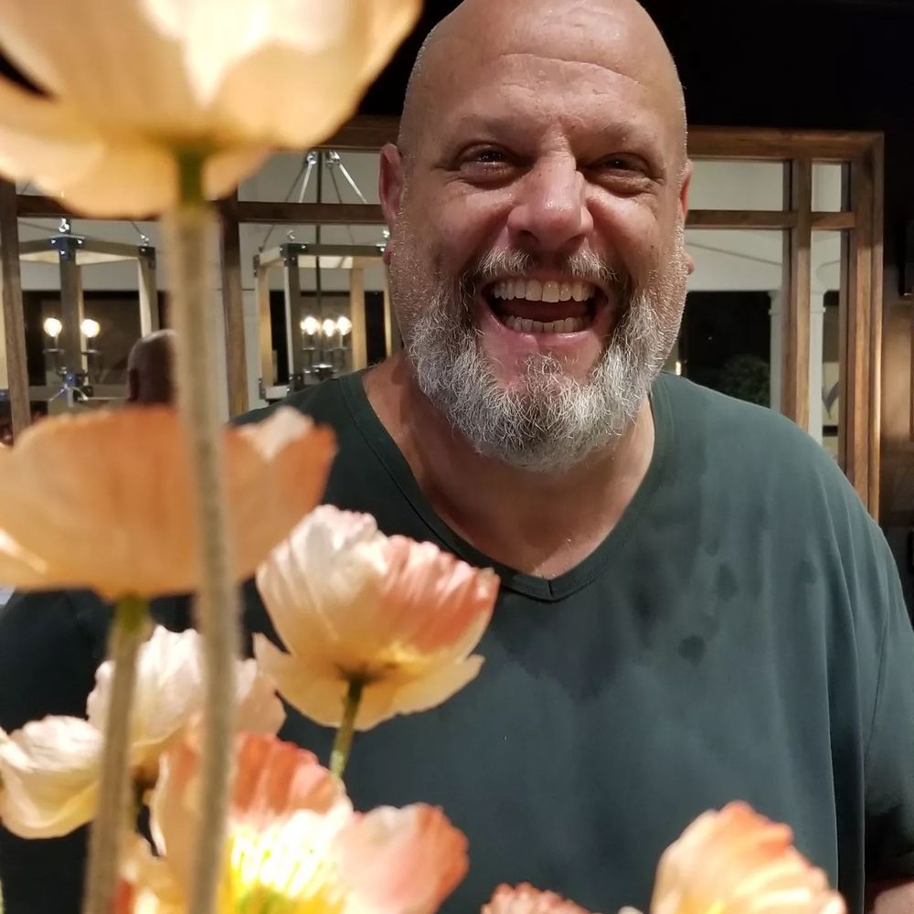 FOX & OLIVE - Updated December 2025 - 12 Photos - 100 S Main St ...