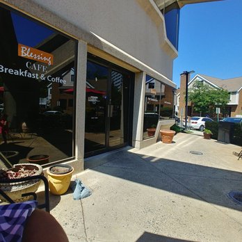BLESSING CAFE - Updated July 2024 - 139 Photos & 109 Reviews - 8618 ...