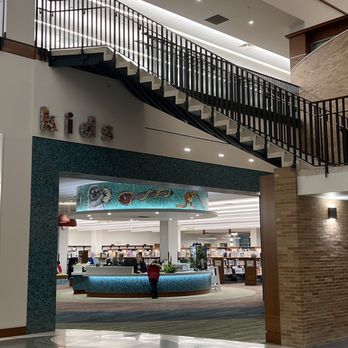 CARMEL CLAY PUBLIC LIBRARY - Updated December 2025 - 112 Photos & 47 ...