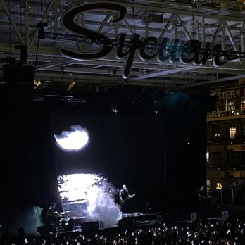 GALLAGHER SQUARE - Updated July 2025 - 139 Photos & 37 Reviews - 100 ...