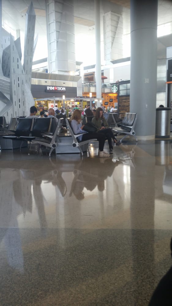 INMOTION ENTERTAINMENT - Dallas Fort Worth International Airport ...