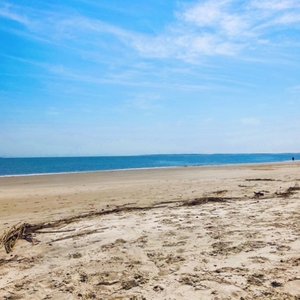 BURKES BEACH - Updated October 2025 - 51 Photos & 15 Reviews - 42-48 ...