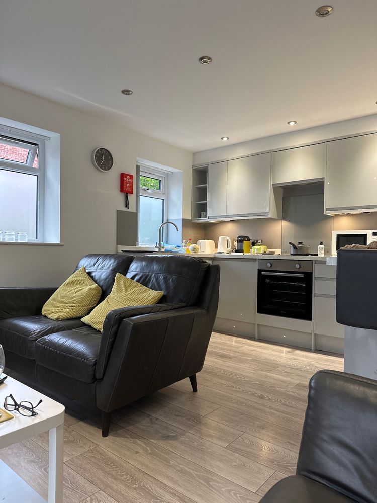 THE OFFICE GARDEN APARTMENTS - Updated December 2024 - 28 Bagdale ...