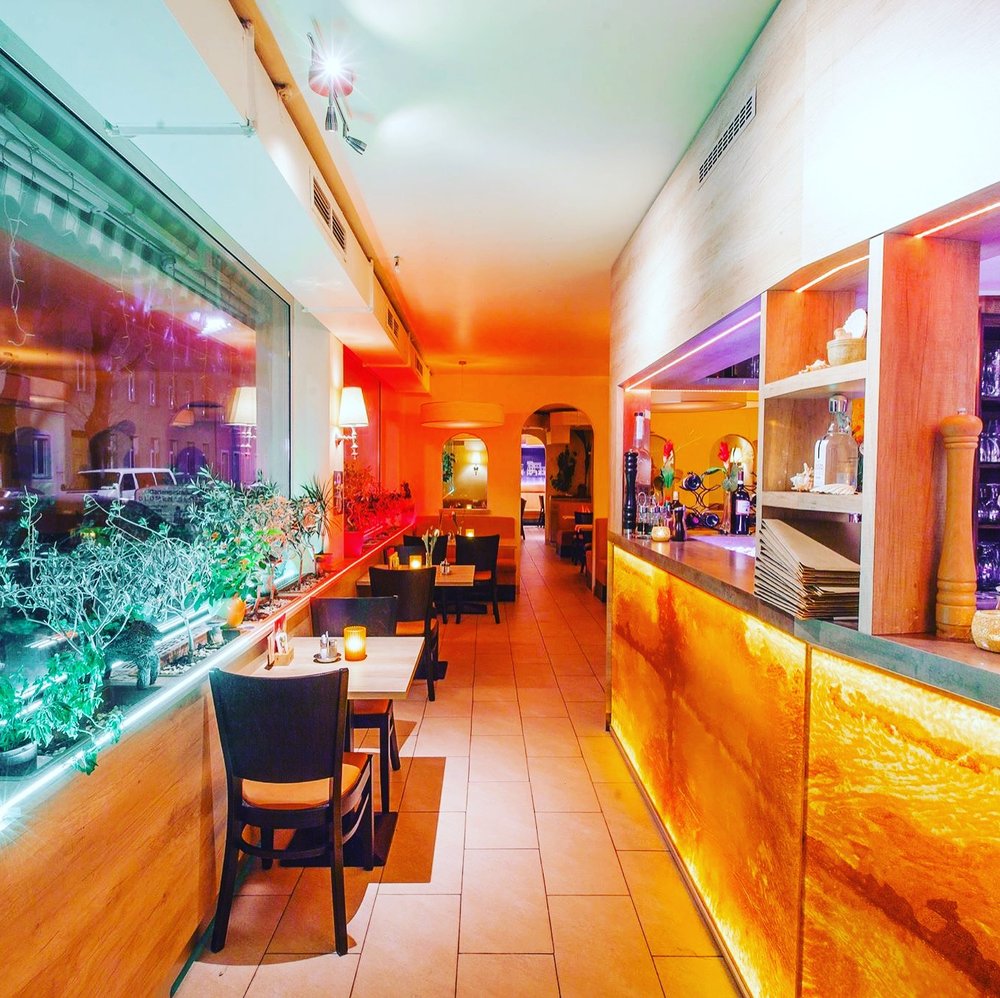 PIZZERIA DA CONTESSA - Brünnerstr. 121, Wien, Austria - Pizza ...