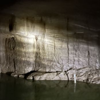 BLUESPRING CAVERNS PARK - Updated October 2025 - 165 Photos & 48 ...