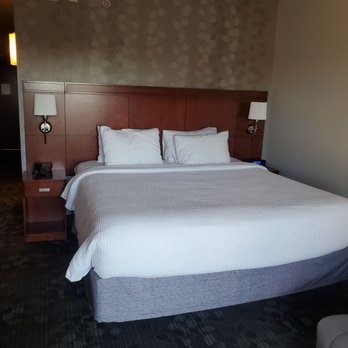 COURTYARD BY MARRIOTT CHARLOTTE BALLANTYNE - Updated January 2026 - 64 ...