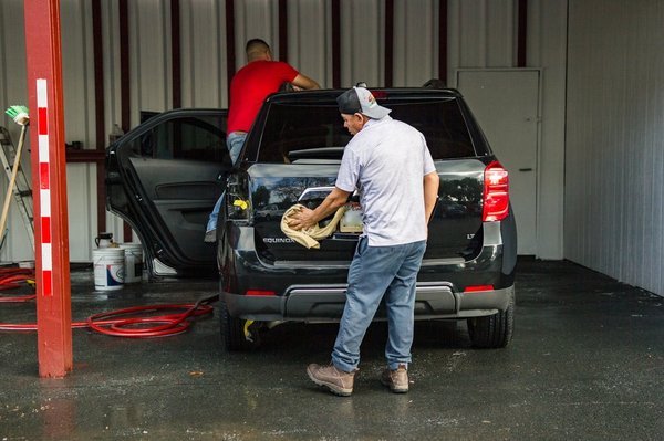 GENO’S AUTO BODY - BRENTWOOD - Updated June 2025 - 35 Photos & 43 ...