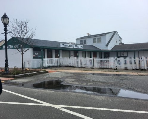 MEMORY MOTEL - Updated December 2025 - 28 Photos & 55 Reviews - 692 ...