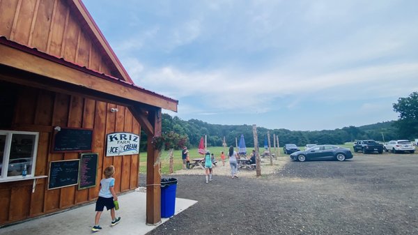 KRIZ FARM ICE CREAM - 31 Photos & 15 Reviews - 13 Bear Hill Rd, Bethany ...