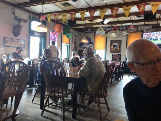 GLUR’S TAVERN - Updated January 2025 - 17 Photos & 28 Reviews - 2301 ...