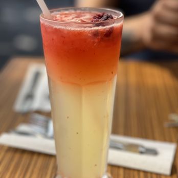 EGGSTATIC - Updated May 2024 - 402 Photos & 156 Reviews - 1568 Bayview ...