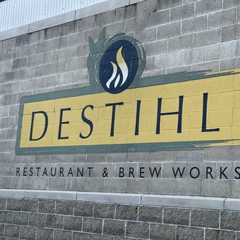 DESTIHL RESTAURANT & BREW WORKS - Updated July 2024 - 661 Photos & 870 ...