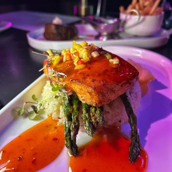 DOCKS OFF 5TH - Updated June 2025 - 358 Photos & 71 Reviews - 25 W 51st ...