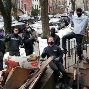 1-800-GOT-JUNK? MANHATTAN - 70 Photos & 215 Reviews - 310 Walton Avenue ...