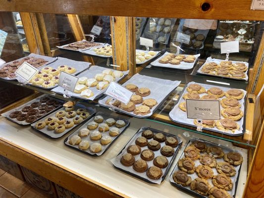 JACOB LAKE INN RESTAURANT - Updated December 2025 - 174 Photos & 204 ...