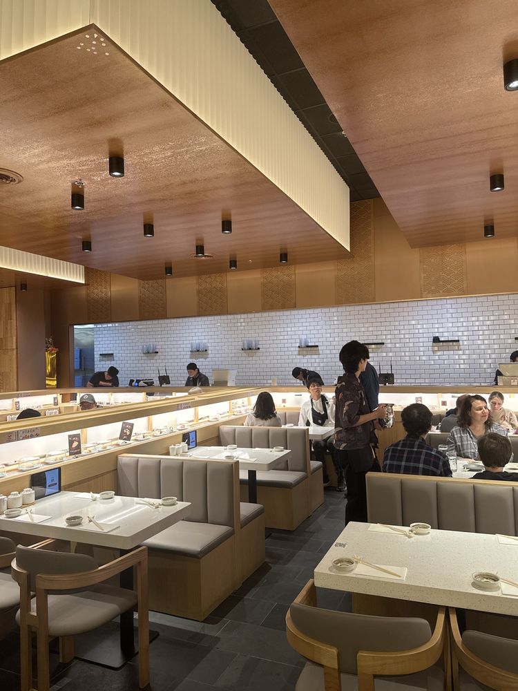 UZU REVOLVING SUSHI - Updated November 2024 - 112 Photos & 44 Reviews ...